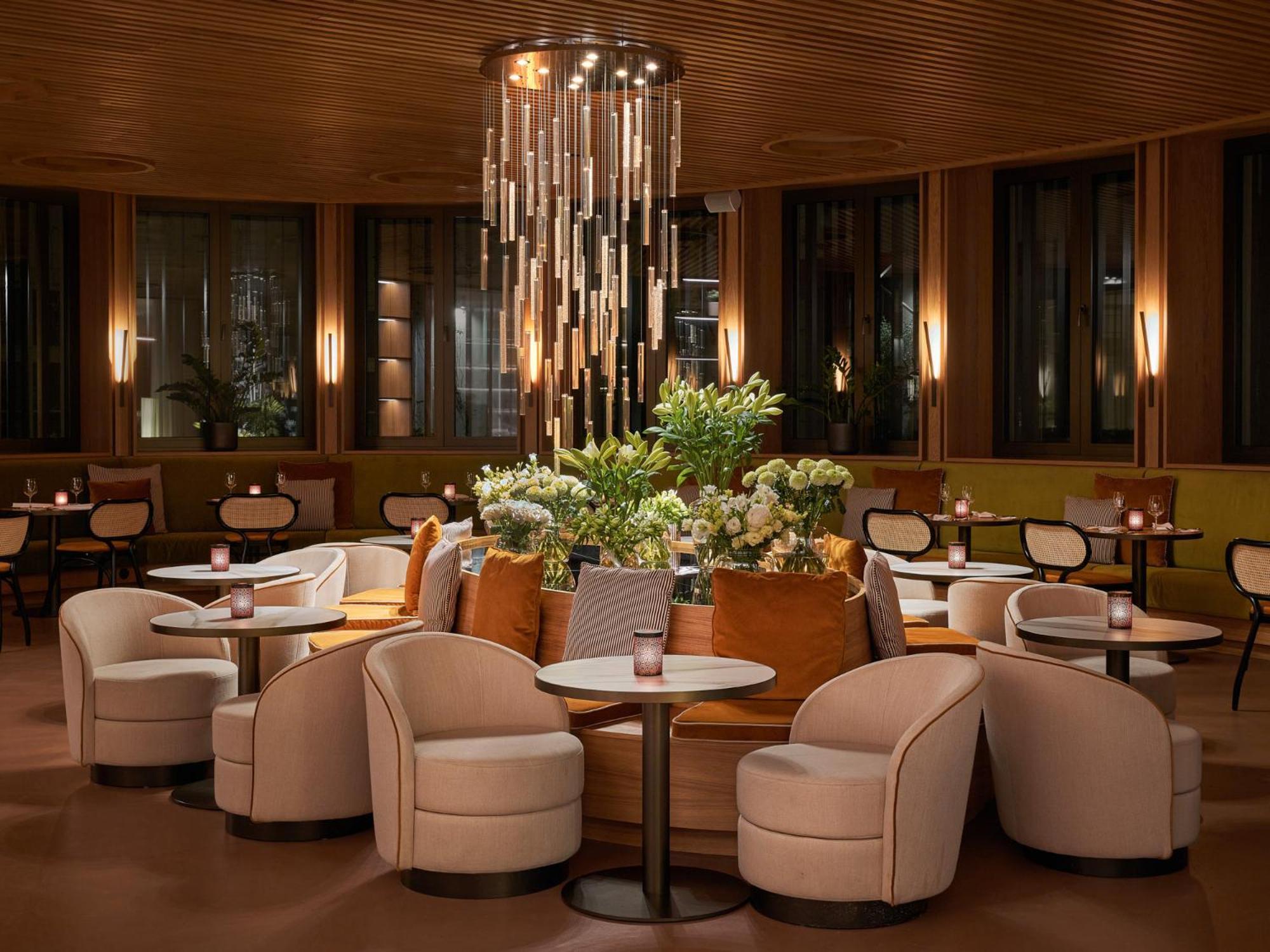 THE JULIUS PRAGUE HOTEL | 5-STAR ACCOMMODATION IN WENCESLAS SQUARE FROM ...
