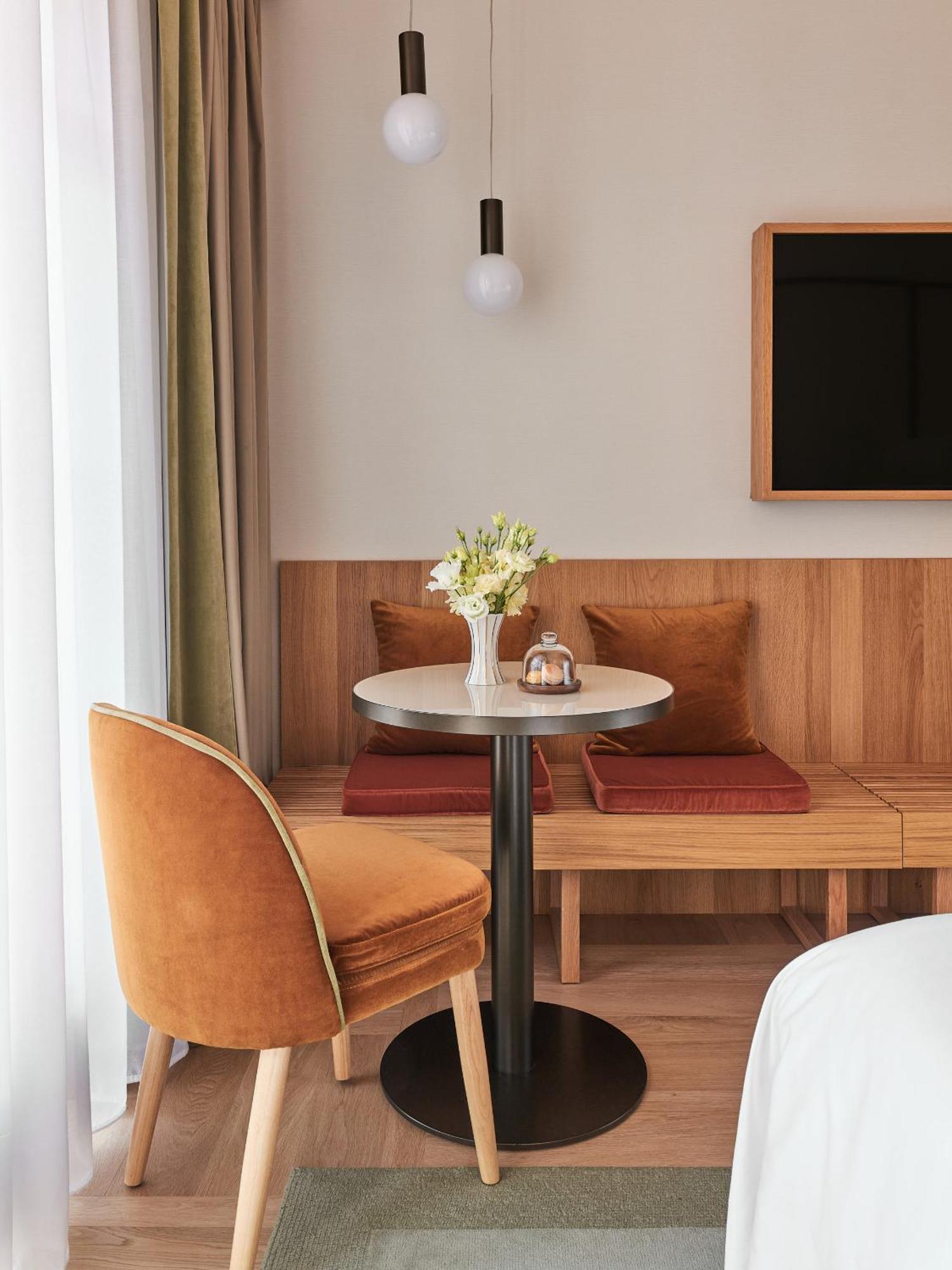 THE JULIUS PRAGUE HOTEL | 5-STAR ACCOMMODATION IN WENCESLAS SQUARE FROM ...